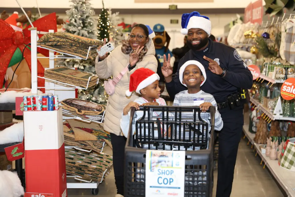 Detroit PAL & Comcast Partner to Bring Holiday Cheer Through ‘Shop with ...
